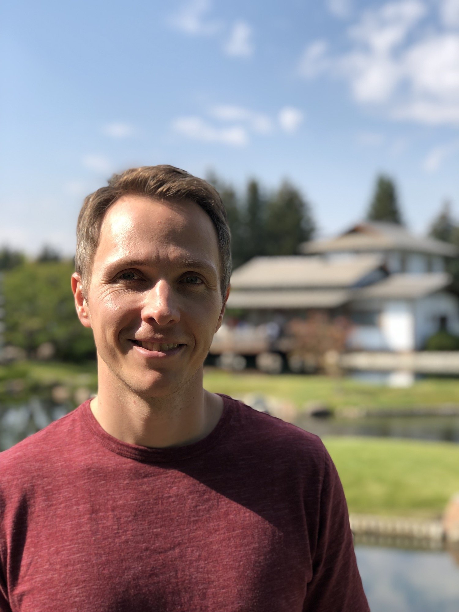 About Us | MUST DO MEDIA